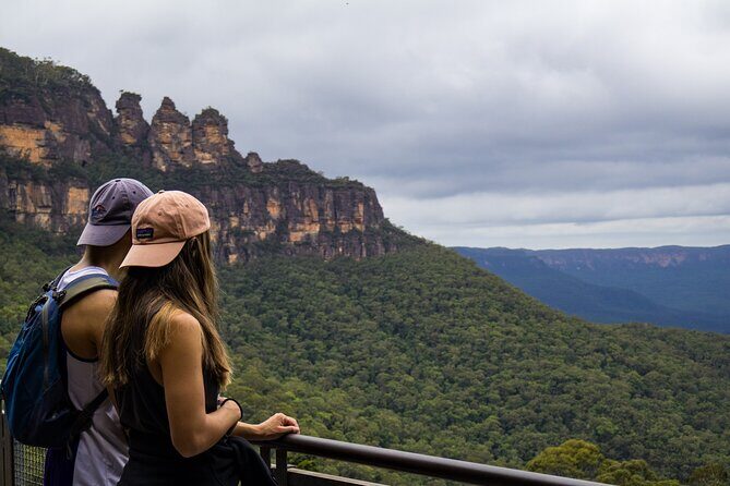 Blue Mountains Day Tour from Sydney - Leura: Charming Village and Lunch Stop
