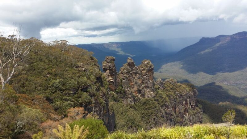 Blue Mountains day Tour small group from Sydney - Hidden Gems and Personal Touches