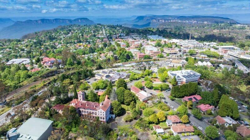 Blue Mountains Tour with Scenic World, Zoo&Bilingual Driver - The View from Lincoln’s Rock and Optional River Cruise