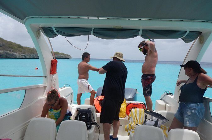 Blue Room and Beach Tour Curacao by Speedboat - The Experience: What Past Travelers Say