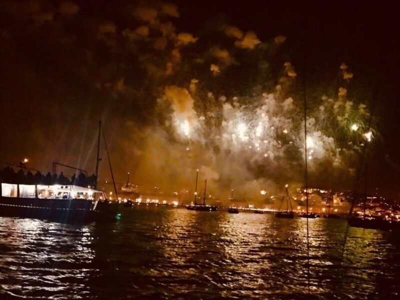 Bluemotion Lisbon: New Year's Eve sailboat cruise - Key Points
