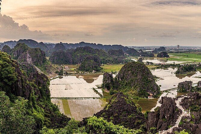Boat and Bike Riding with Mua Cave in Ninh Binh Full Day Tour - In-Depth Breakdown of the Itinerary