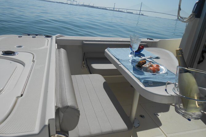 Boat and fishing trips in the Cadiz bay - FAQs