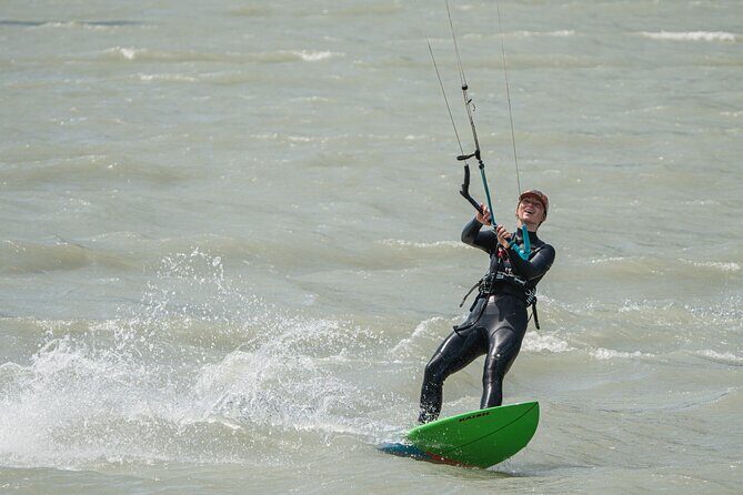 Boat Assisted Kiteboarding Lessons in Squamish - Who Is This Experience Best For?