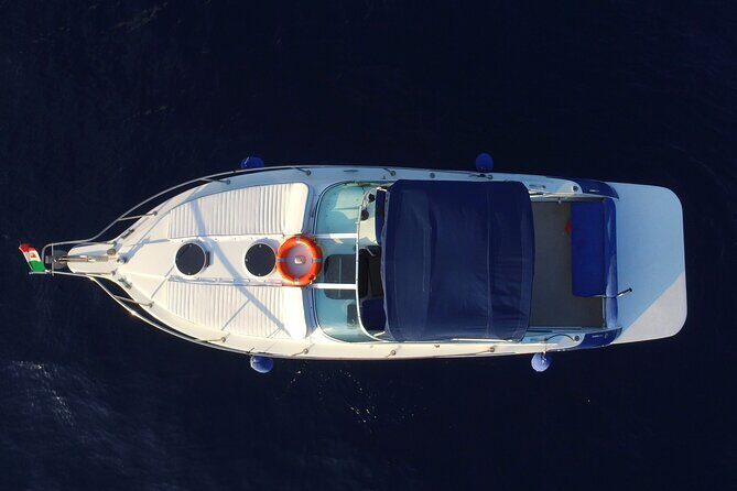 Boat excursions in the Bay of Taormina and Gardens on a private basis - A Closer Look at the Experience