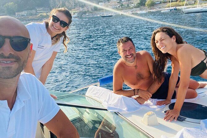 Boat excursions in the Bay of Taormina and Gardens on a private basis - FAQ