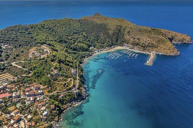 Boat experience in the crystal clear waters of Cilento - An In-Depth Look at the Cilento Boat Tour