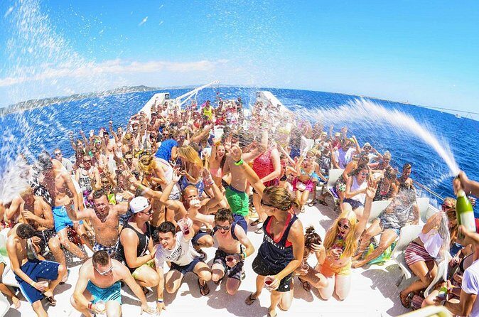 Boat Party for group from Punta Cana - Why This Tour Is Worth Considering