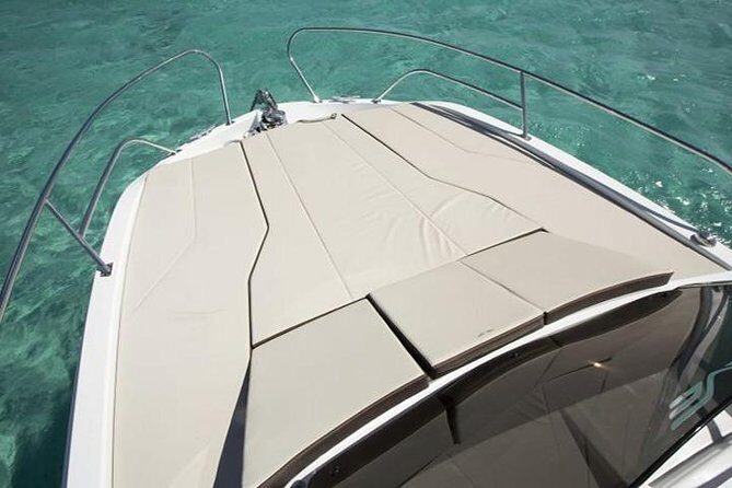 Boat rental - 1 day from Trogir - The Boat and Its Features