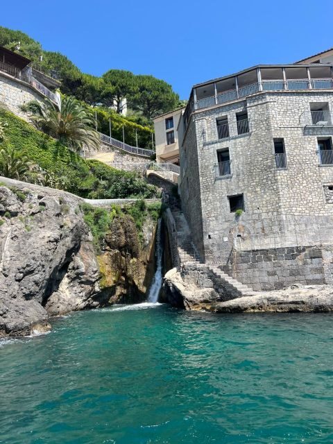 Boat rental in Salerno (Nautical license not requested) - Practical Details and Tips