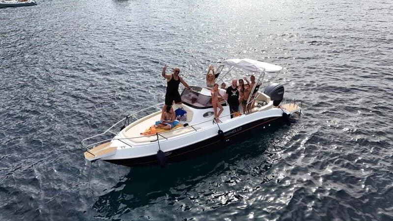 Boat rental in Tortolì (Sardinia) - Key Points