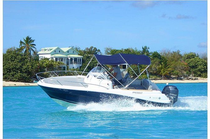 Boat rental To go by yourself CAP CAMARAT - The Sum Up: Who Will Love This Experience?