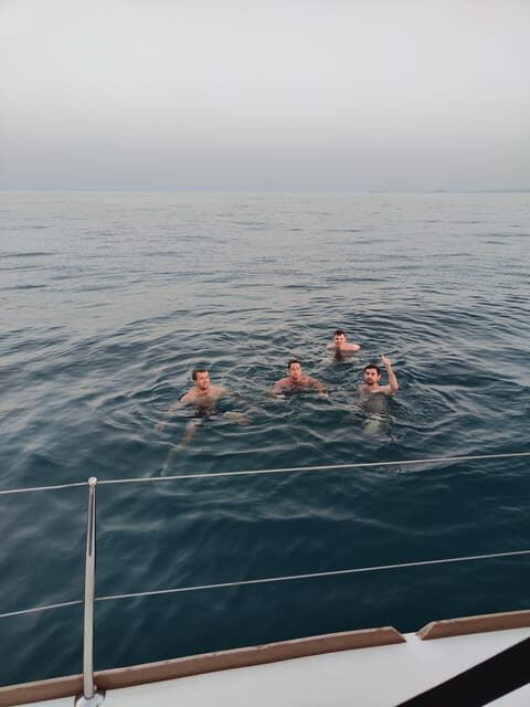 Boat rental with skipper and petrol - Authentic Experiences from Travelers