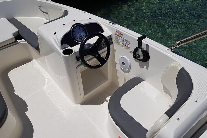 Boat rental without license - B540 'Gaia' (5p) - Can Pastilla - FAQ: Quick Answers to Common Questions