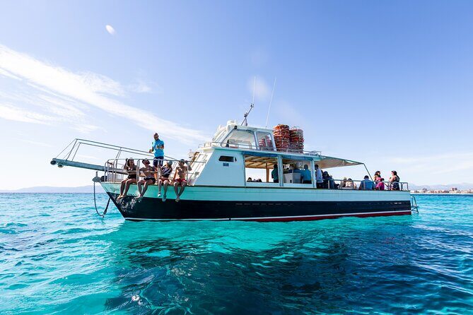 Boat Tour 2 hour in Palma Bay - Key Points