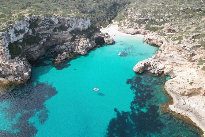 Boat tour Cala Figuera, Es Pontas, Caló de Moro, Cala Marmols - A Deep Dive into the Mallorca Boat Tour