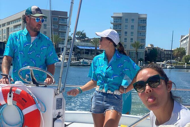 Boat Tour Experience Sea Life Up Close - Key Points