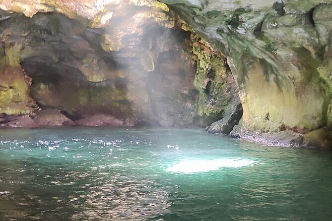 Boat tour from Monopoli to the caves of Polignano a Mare - Starting Point: Molo Margherita in Monopoli