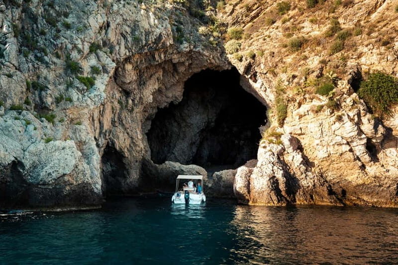 Boat Tour: Grotta dell'Amore - Taormina - Isola Bella - Grotta Azzurra - The Sum Up