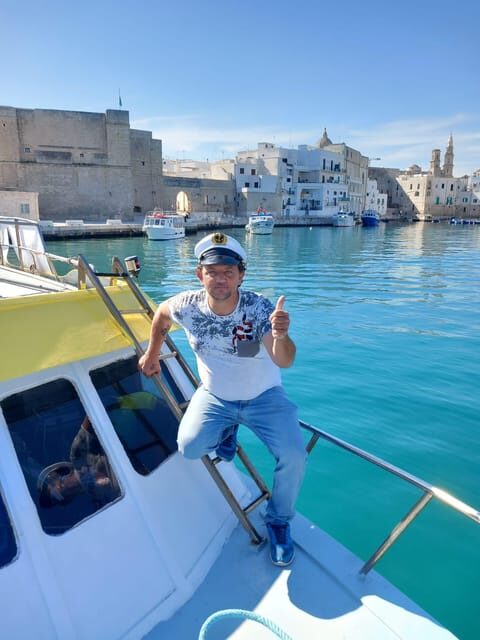 Boat tour in Monopoli of 1.30h - Key Points