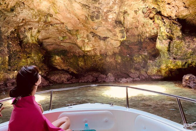 Boat tour of the Polignano a Mare caves with aperitif - A Closer Look at the Experience