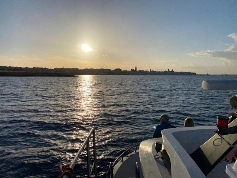 BOAT TOUR POLIGNANO A MARE with swim stop and aperitiv - An Honest Breakdown of the Polignano a Mare Boat Tour