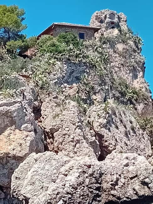 Boat tour:isola bella taormina - An In-Depth Look at the Sicilian Sea Adventure