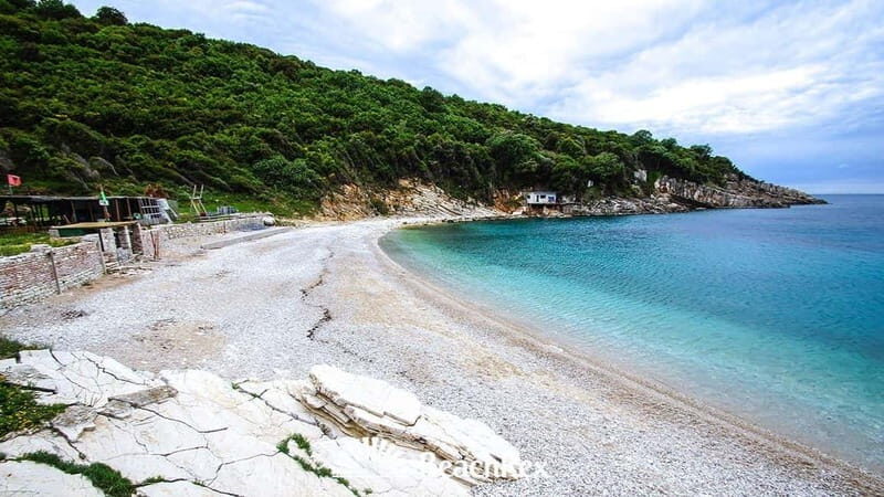Boat tours for Ksamil - Key Points