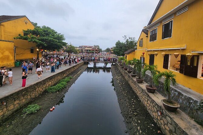 Boat Trip to Visit Cam Kim Island & Hoi An Walking Tour ( Private Tour ) - Authentic Experiences and Expert Guidance