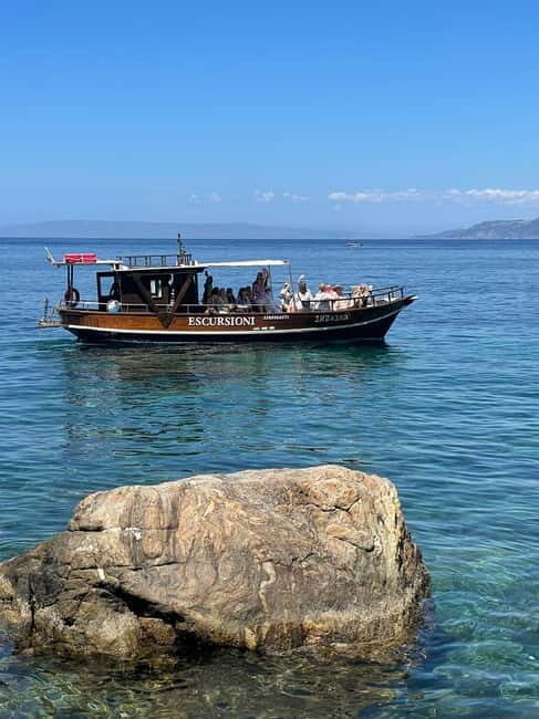 Boat trip with Pathos - An Honest Look at the Boat Trip with Pathos in Calabria