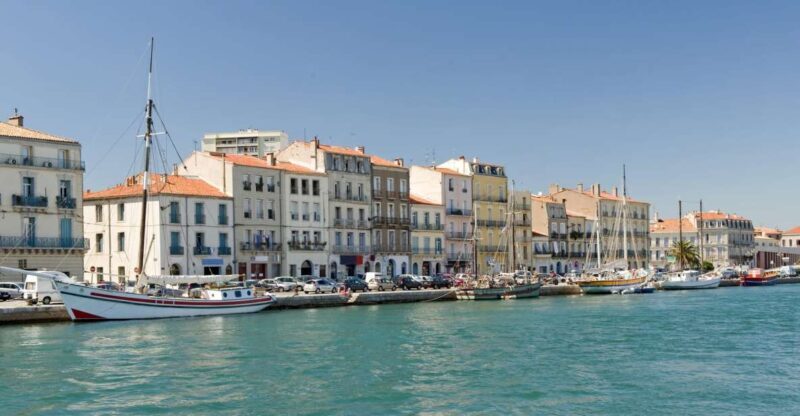 Boat walk in Sete on the singular island 1 hour - An In-Depth Look at the Sete Canal Boat Walk