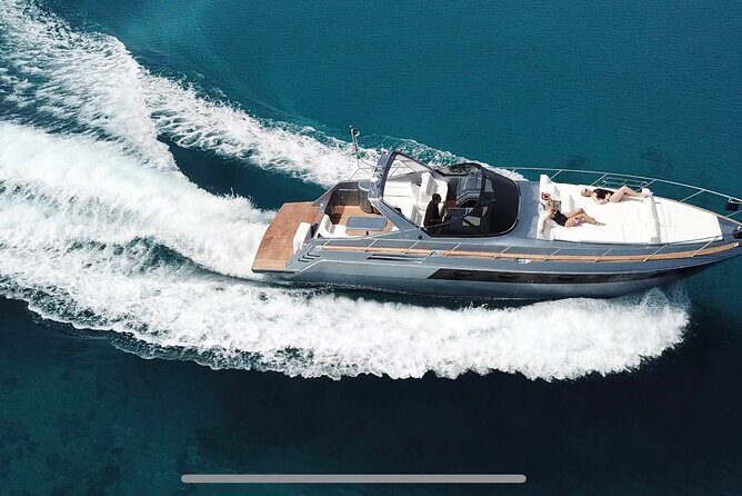 Boat - yacht tours at Mykonos - In-Depth Look at the Yacht Experience