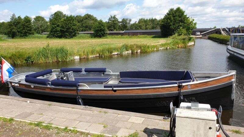 Boatrental 2 Hours 12 Person with Steeringwheel and cushions - Final Thoughts