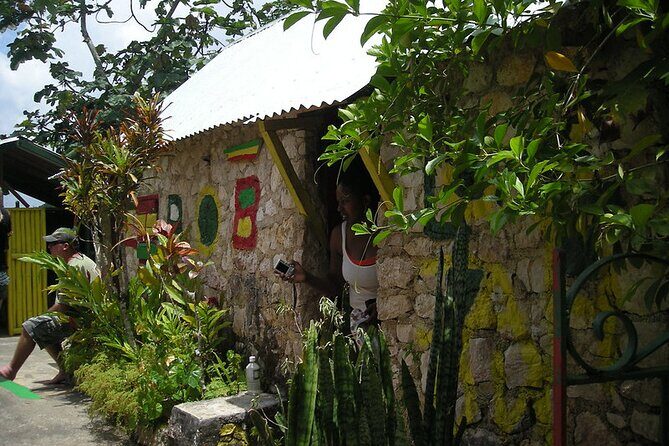 Bob Marley Birthplace, Nine Miles Tour from Ocho Rios - Transportation and Logistics