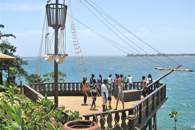 Bob Marley's Nine Mile Admission and Guided Tour from Montego Bay - Who Should Consider This Tour?