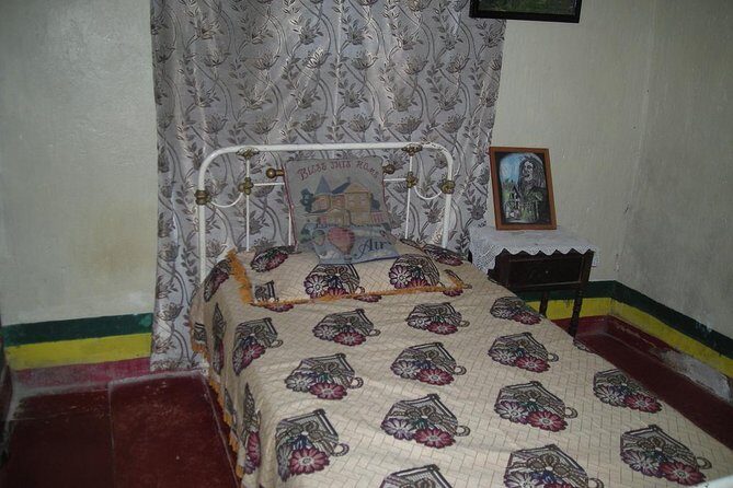 Bob Marley's Nine Mile Day-Trip with Admission & Guided Tour from Falmouth - FAQ