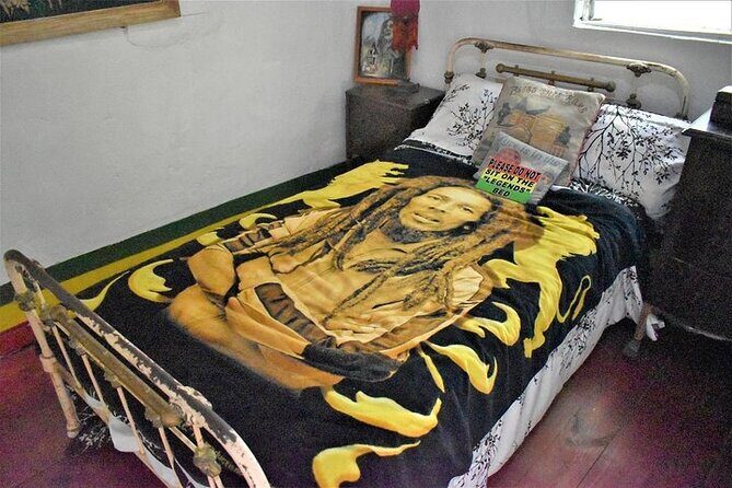 Bob Marley's Nine Mile Guided Tour from Montego Bay - A Complete Breakdown of the Nine Mile Experience