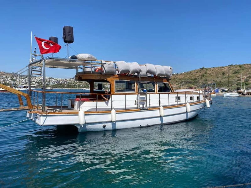 Bodrum boat trip starting from Gümbet beach - A Practical Overview of the Bodrum Gümbet Boat Trip