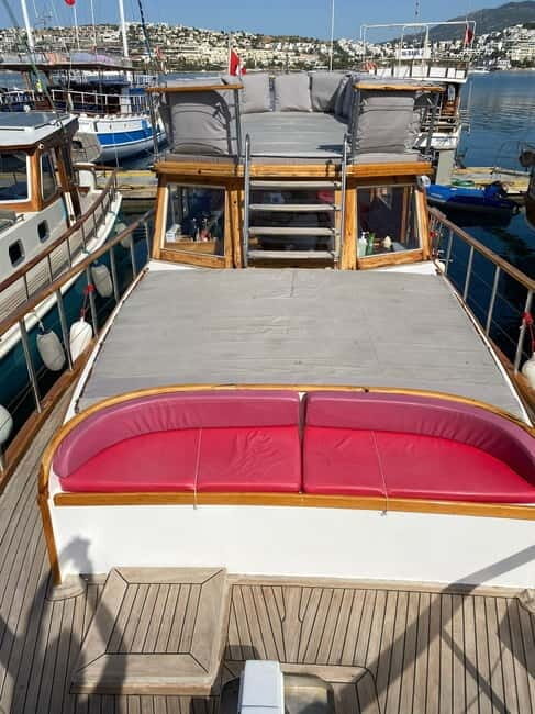 Bodrum boat trip starting from Gümbet beach - The Sum Up: A Relaxed and Authentic Aegean Experience