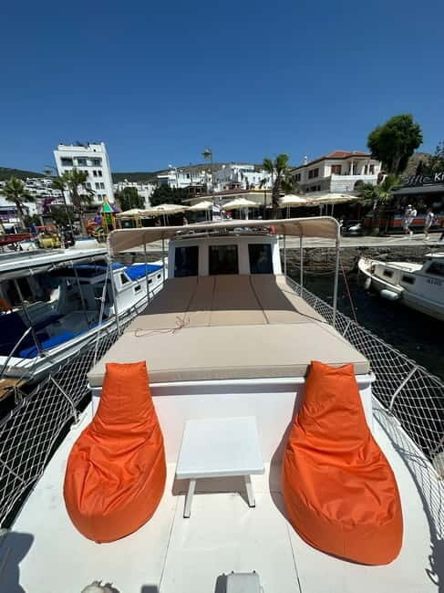 Bodrum Private Boat tour with lunch & swimming stops - Key Points