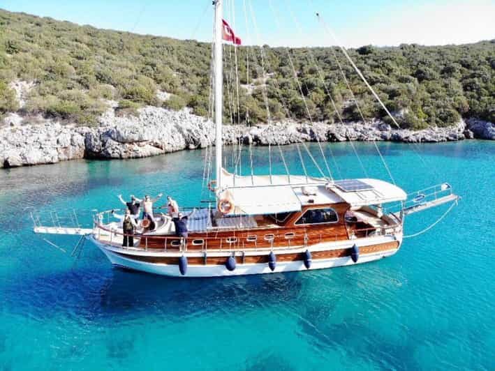 Bodrum: Private Gulet Tour with Lunch - The Sum Up