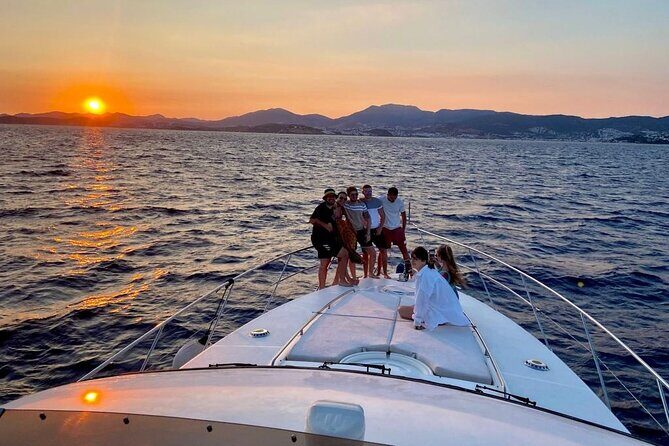 Bodrum Private Motor-Yacht Sunset Tour With Dinner For 3 Hour - Exploring Bodrum’s Private Yacht Sunset Tour