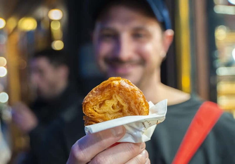Boho Nights in Paris: A Magical Evening Tour - An Authentic Night Stroll Through Paris