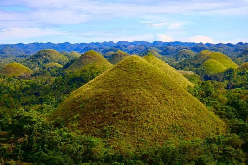 Bohol: Sunset Chocolatehills Tour with Buffet Cruise Lunch - Who Should Consider This Tour?