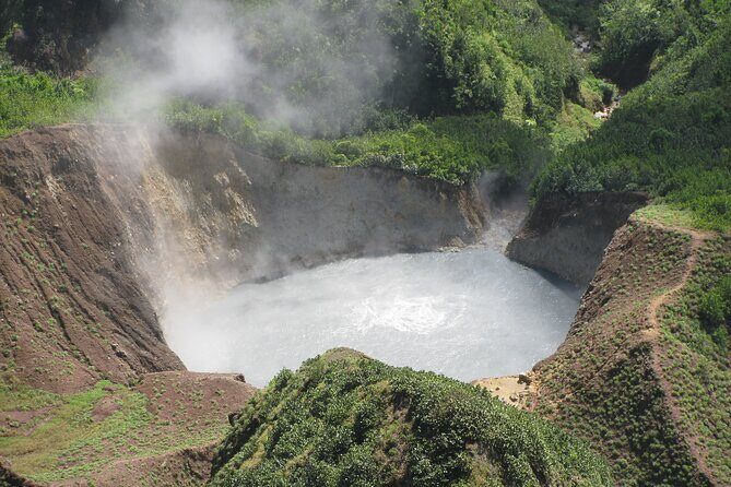 Boiling Lake Expedition in Dominica - Exploring Dominica’s Natural Wonders