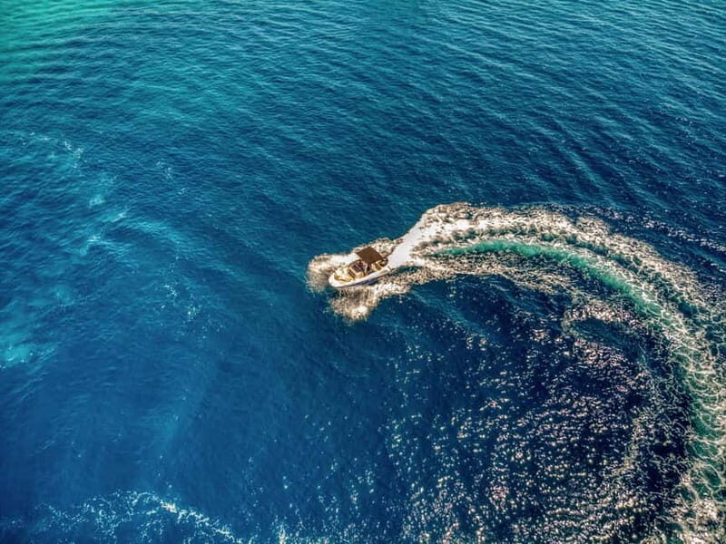 Boka bay/Blue cave speedboat tour for a lifetime memories - Our Lady of the Rocks: History & Scenic Beauty