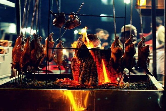 Bold bites on Karachis Burns Road - Who Should Book This Tour?