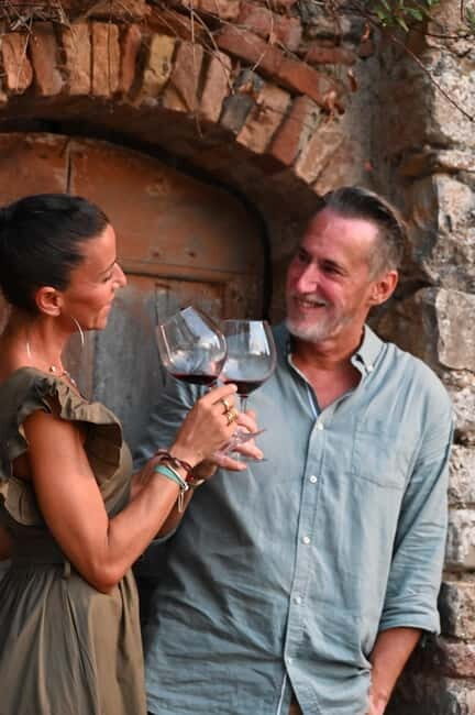 BOLGHERI and surroundings: tour in a VINTAGE CONVERTIBLE with professional PHOTO service - FAQs