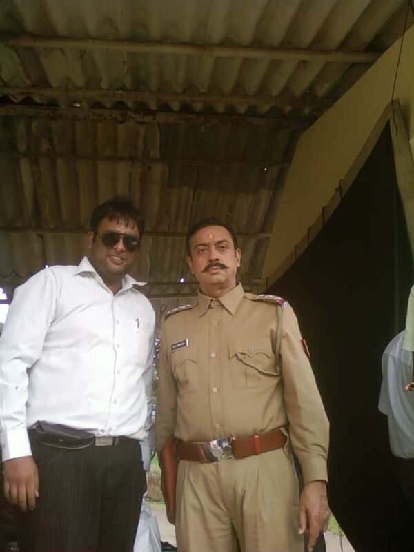 Bollywood Tour with Dance Show - Celebrity Homes & Drive Past Glamour