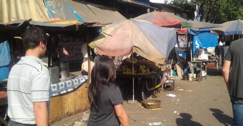 Bollywood tour with Slum Tour & Dance show - Authentic Insights from Travelers